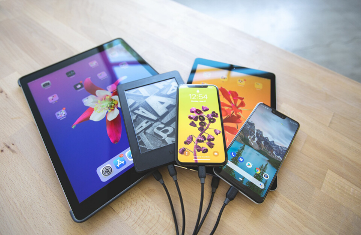 FamilyCharger - Simple Charging Solution for the Entire Family